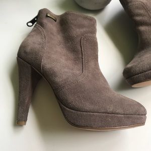 basement | Shoes | Basement Ankle Boots Zipper Back Brown Size 6 | Poshmark